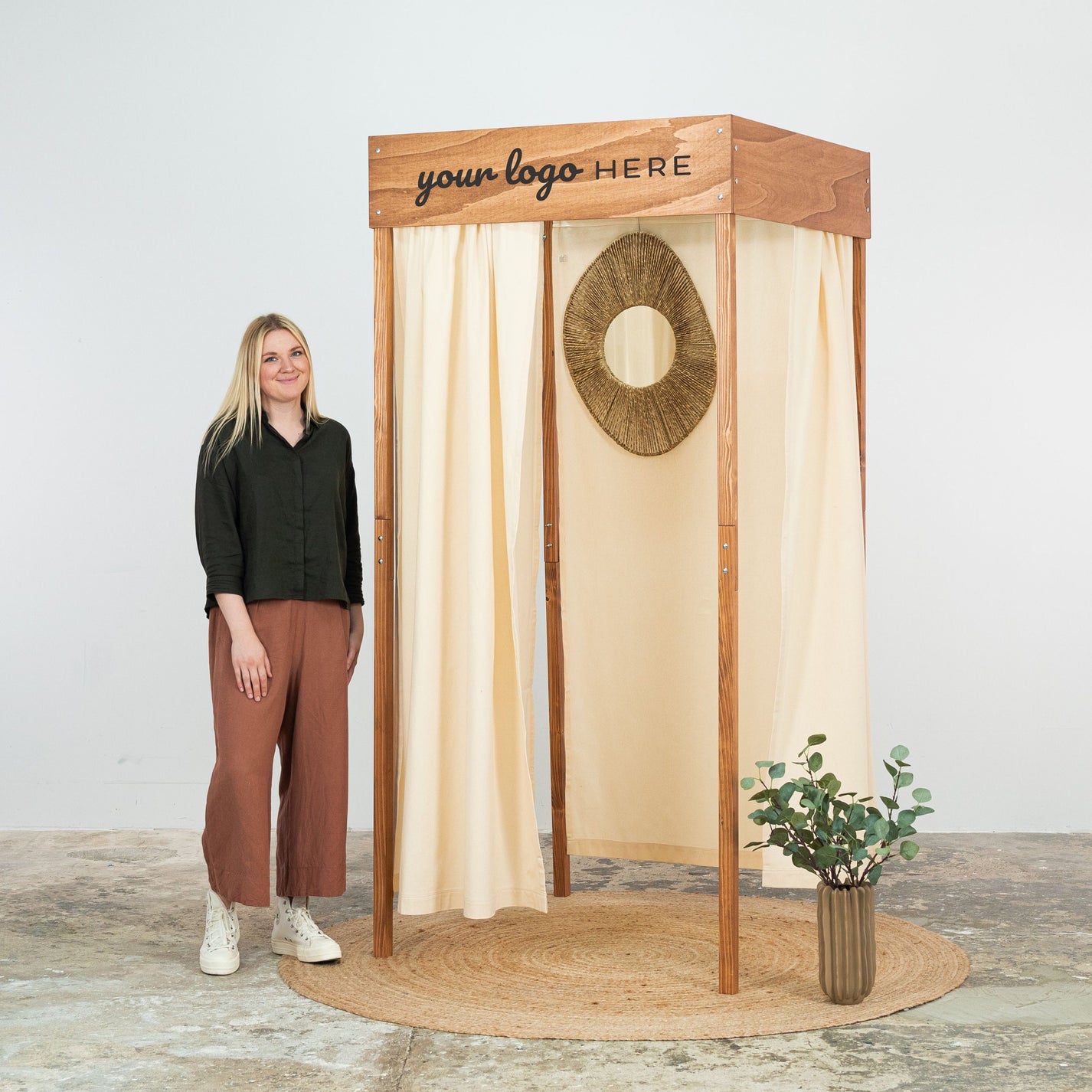 Collapsible Wooden Fitting Room – Portable Changing Cabin for Trade ...